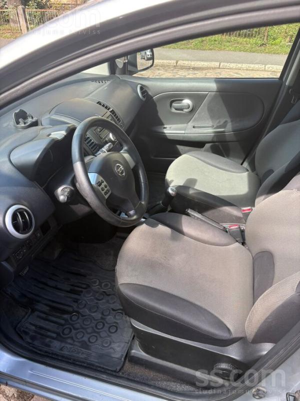 Grey Nissan Note 2011 in Riga, with an engine capacity of 1.40 L and mileage of 257 thousand km for 2300 €, photo 9 on AUTOMOTO.COM.LV