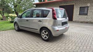 Grey Nissan Note 2011 in Klaipeda, with an engine capacity of 1.50 L and mileage of 301 thousand km for 1899 €, photo 5 on AUTOMOTO.COM.LV