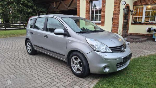 Grey Nissan Note 2011 in Klaipeda, with an engine capacity of 1.50 L and mileage of 301 thousand km for 1899 €, photo 8 on AUTOMOTO.COM.LV