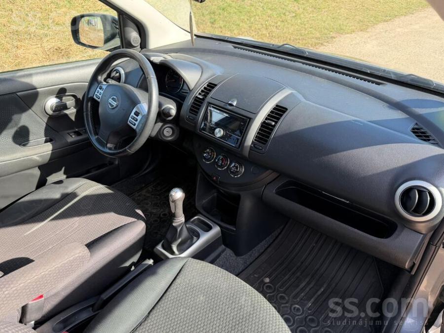 Pelēks Nissan Note 2012 Ludza, ar dzinēja tilpumu 1.50 L un nobraukumu 0 tūkst. km par 3950 €, foto 14 vietnē AUTOMOTO.COM.LV