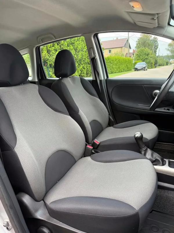 Pelēks Nissan Note 2012 Rīga, ar dzinēja tilpumu 1.40 L un nobraukumu 258 tūkst. km par 1900 €, foto 6 vietnē AUTOMOTO.COM.LV