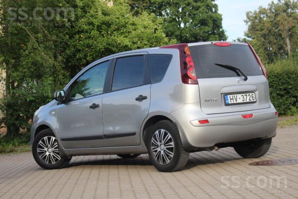 Grey Nissan Note 2012 in Tukums, with an engine capacity of 1.40 L and mileage of 212 thousand km for 2490 €, photo 4 on AUTOMOTO.COM.LV