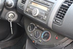 Pelēks Nissan Note 2012 Tukums, ar dzinēja tilpumu 1.40 L un nobraukumu 212 tūkst. km par 2490 €, foto 13 vietnē AUTOMOTO.COM.LV
