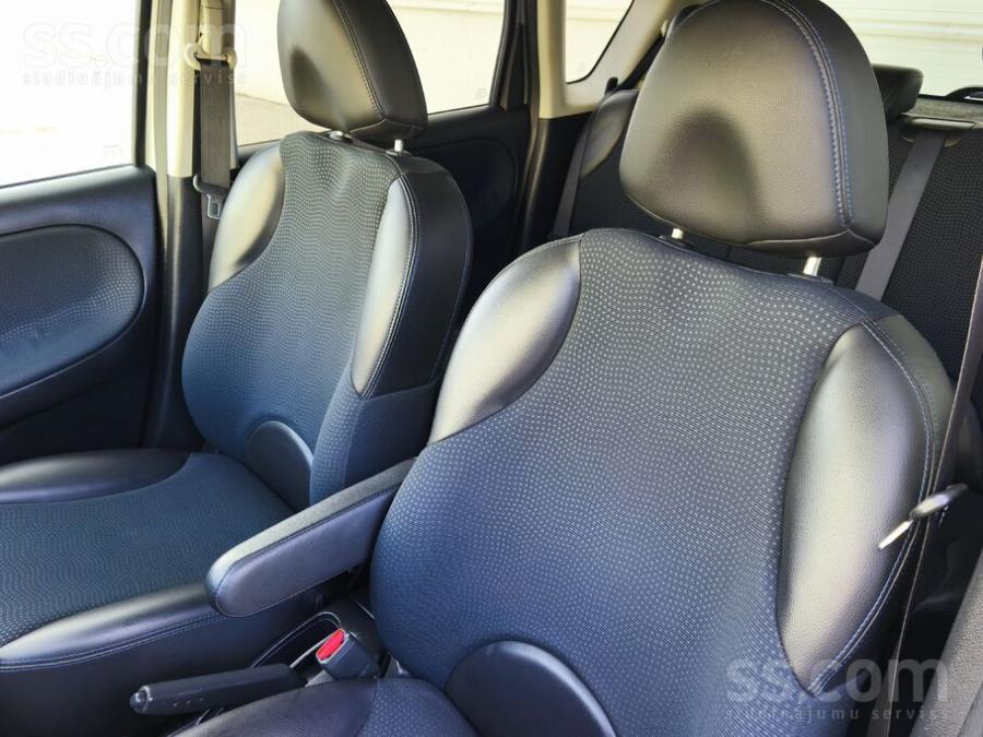 Grey Nissan Note 2012 in Riga, with an engine capacity of 1.50 L and mileage of 0 thousand km for 3900 €, photo 12 on AUTOMOTO.COM.LV