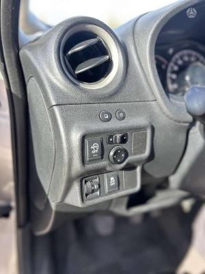 Pelēks Nissan Note 2013 Šauļi, ar dzinēja tilpumu 1.46 L un nobraukumu 154 tūkst. km par 1999 €, foto 14 vietnē AUTOMOTO.COM.LV