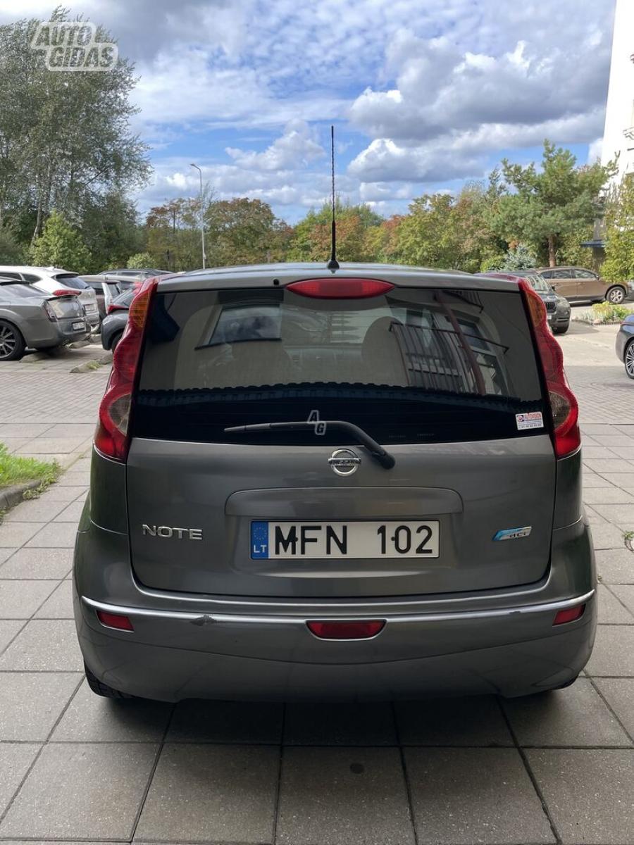 Grey Nissan Note 2013 in Vilnius, with an engine capacity of 1.50 L and mileage of 246 thousand km for 1800 €, photo 4 on AUTOMOTO.COM.LV