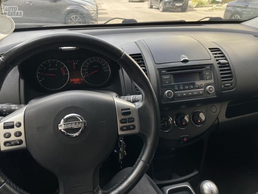 Grey Nissan Note 2013 in Vilnius, with an engine capacity of 1.50 L and mileage of 246 thousand km for 1800 €, photo 6 on AUTOMOTO.COM.LV