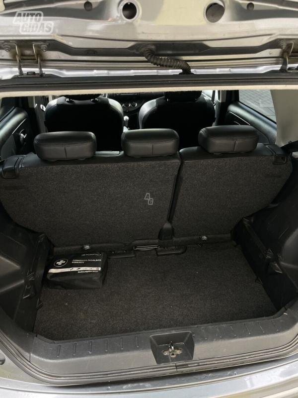 Grey Nissan Note 2013 in Vilnius, with an engine capacity of 1.50 L and mileage of 246 thousand km for 1800 €, photo 9 on AUTOMOTO.COM.LV