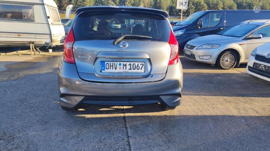 Grey Nissan Note 2014 in Vilnius, with an engine capacity of 1.20 L and mileage of 132 thousand km for 6499 €, photo 2 on AUTOMOTO.COM.LV