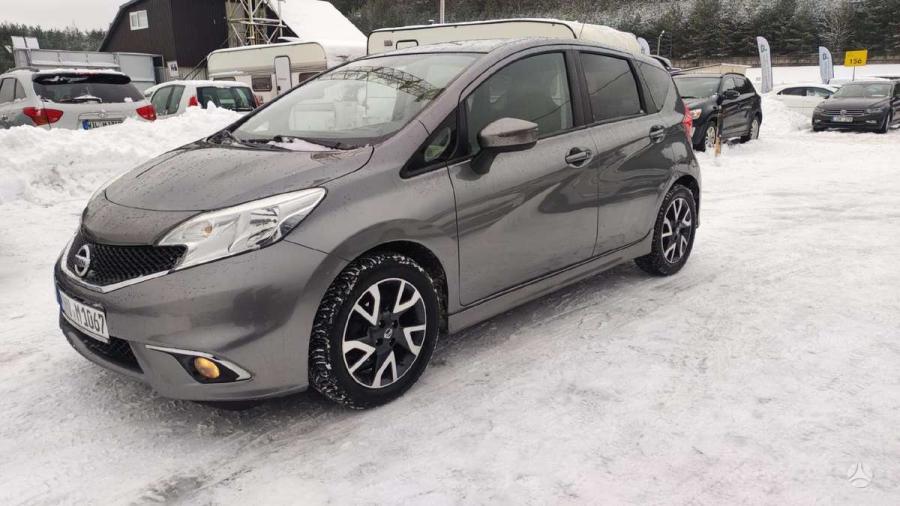 Grey Nissan Note 2014 in Vilnius, with an engine capacity of 1.20 L and mileage of 132 thousand km for 5999 €, photo 1 on AUTOMOTO.COM.LV