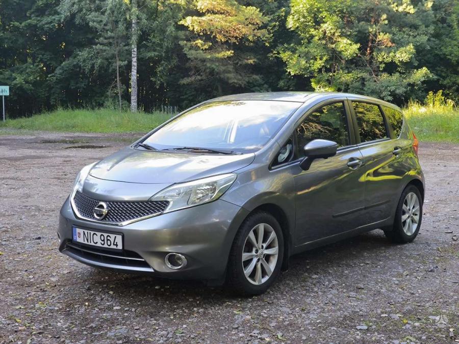 Grey Nissan Note 2014 in Vilnius, with an engine capacity of 1.46 L and mileage of 202 thousand km for 3600 €, photo 4 on AUTOMOTO.COM.LV