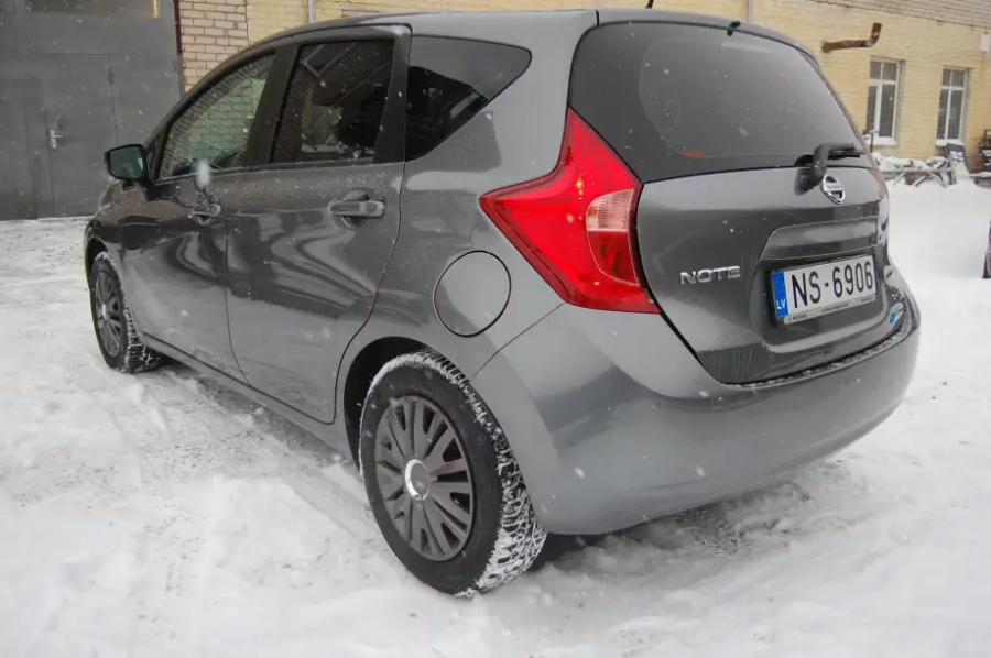Grey Nissan Note 2014 in Jekabpils, with an engine capacity of 1.50 L and mileage of 138 thousand km for 5500 €, photo 8 on AUTOMOTO.COM.LV