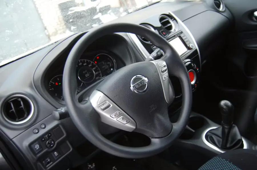 Grey Nissan Note 2014 in Jekabpils, with an engine capacity of 1.50 L and mileage of 138 thousand km for 5500 €, photo 12 on AUTOMOTO.COM.LV