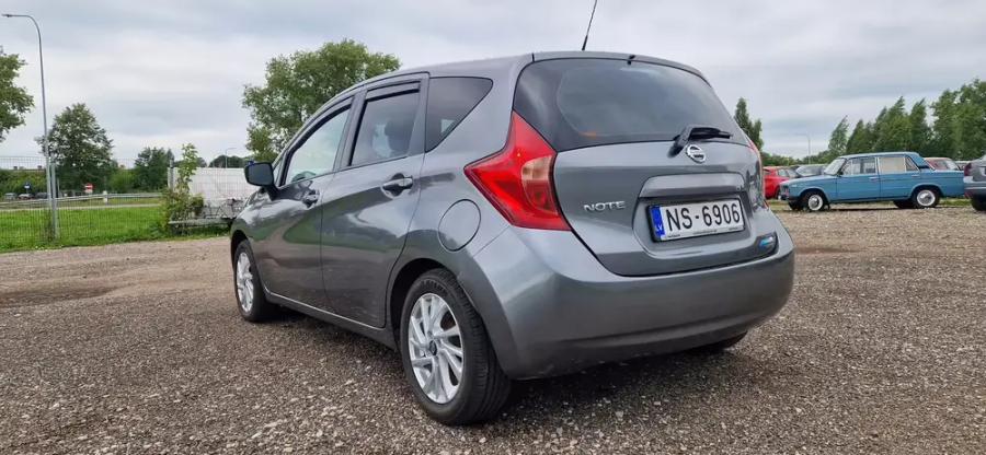 Pelēks Nissan Note 2014 Daugavpils, ar dzinēja tilpumu 1.50 L un nobraukumu 156 tūkst. km par 5350 €, foto 4 vietnē AUTOMOTO.COM.LV