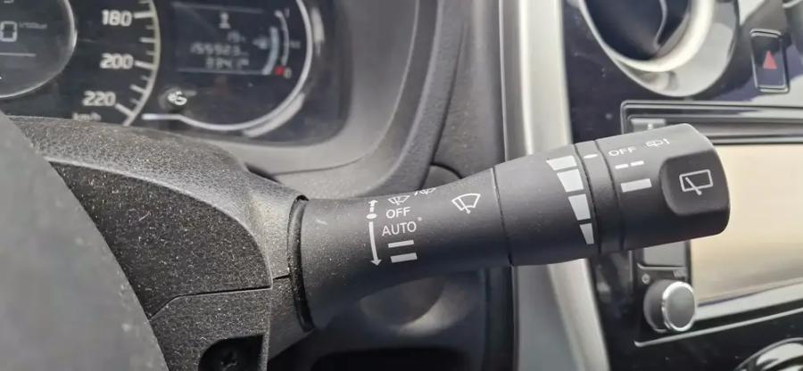 Pelēks Nissan Note 2014 Daugavpils, ar dzinēja tilpumu 1.50 L un nobraukumu 156 tūkst. km par 5350 €, foto 14 vietnē AUTOMOTO.COM.LV