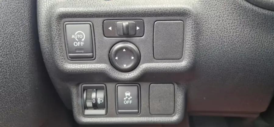 Pelēks Nissan Note 2014 Daugavpils, ar dzinēja tilpumu 1.50 L un nobraukumu 156 tūkst. km par 5350 €, foto 16 vietnē AUTOMOTO.COM.LV