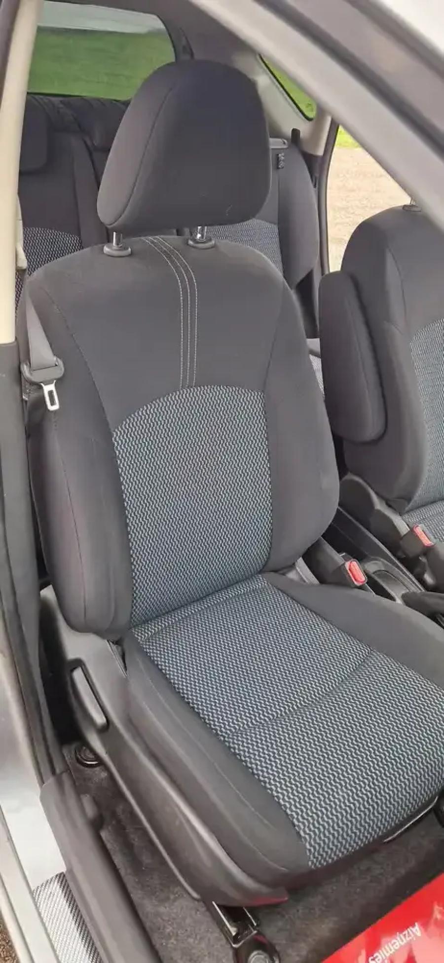 Pelēks Nissan Note 2014 Daugavpils, ar dzinēja tilpumu 1.50 L un nobraukumu 156 tūkst. km par 5350 €, foto 22 vietnē AUTOMOTO.COM.LV