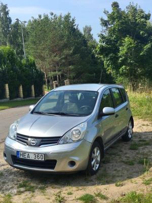 Grey Nissan Note 2014 in Vilnius, with an engine capacity of 1.40 L and mileage of 109 thousand km for 2500 €, photo 3 on AUTOMOTO.COM.LV