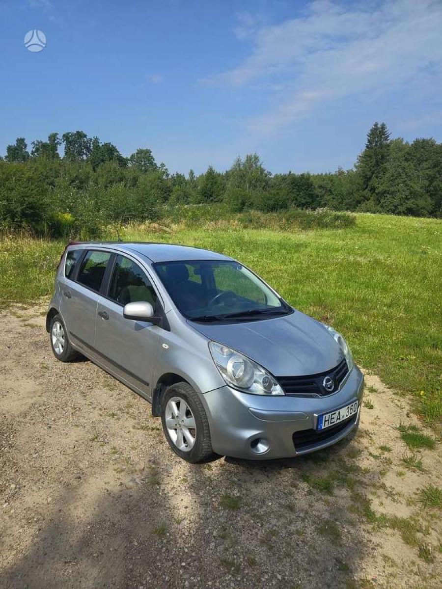 Grey Nissan Note 2014 in Vilnius, with an engine capacity of 1.40 L and mileage of 109 thousand km for 2500 €, photo 9 on AUTOMOTO.COM.LV