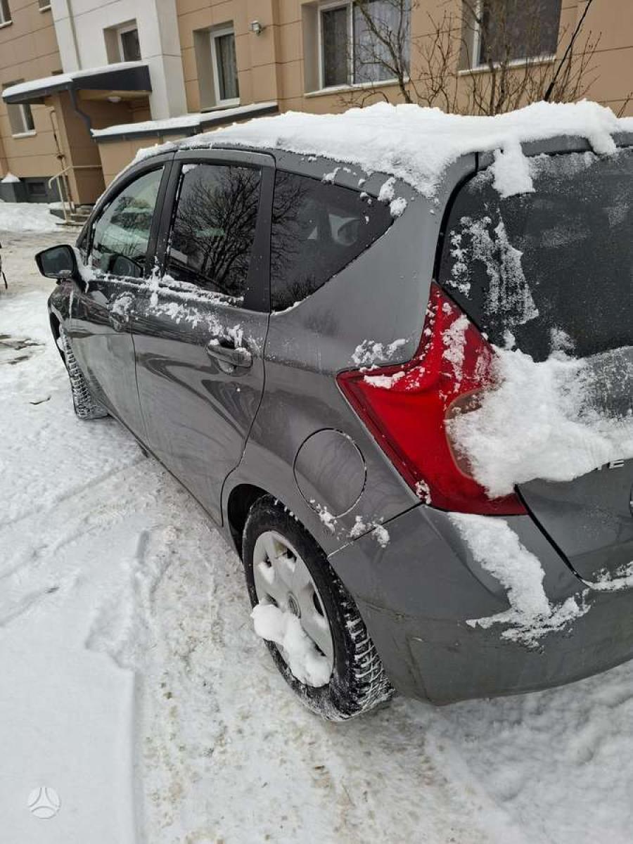 Grey Nissan Note 2015 in Zarasai, with an engine capacity of 1.20 L and mileage of 130 thousand km for 4900 €, photo 3 on AUTOMOTO.COM.LV