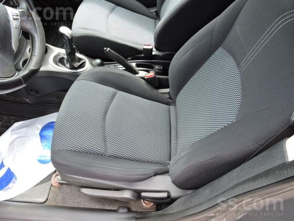 Pelēks Nissan Note 2015 Cēsis, ar dzinēja tilpumu 1.50 L un nobraukumu 236 tūkst. km par 3550 €, foto 5 vietnē AUTOMOTO.COM.LV