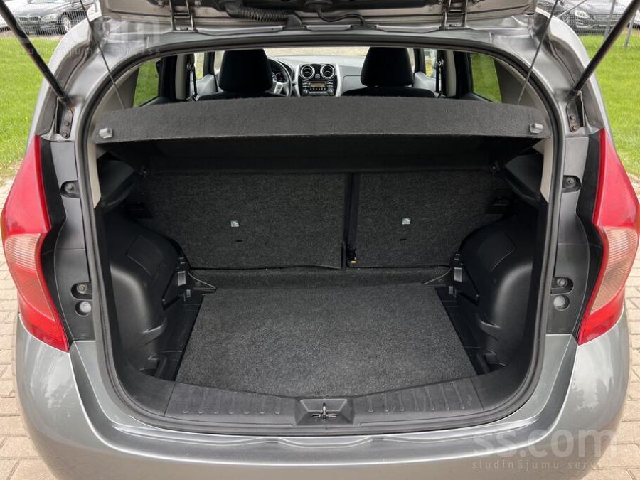 Grey Nissan Note 2015 in Limbazi, with an engine capacity of 1.50 L and mileage of 90 thousand km for 5750 €, photo 8 on AUTOMOTO.COM.LV