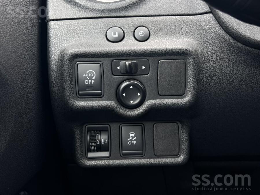 Grey Nissan Note 2015 in Limbazi, with an engine capacity of 1.50 L and mileage of 90 thousand km for 5750 €, photo 22 on AUTOMOTO.COM.LV
