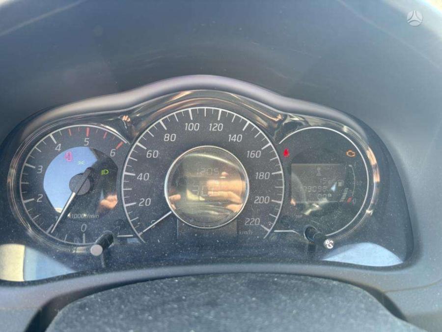Grey Nissan Note 2016 in Radviliskis, with an engine capacity of 1.46 L and mileage of 177 thousand km for 2950 €, photo 15 on AUTOMOTO.COM.LV