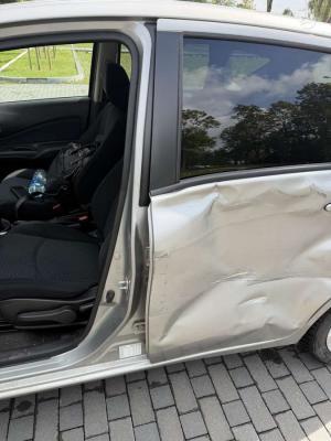 Grey Nissan Note 2016 in Kaunas, with an engine capacity of 1.20 L and mileage of 205 thousand km for 1999 €, photo 15 on AUTOMOTO.COM.LV