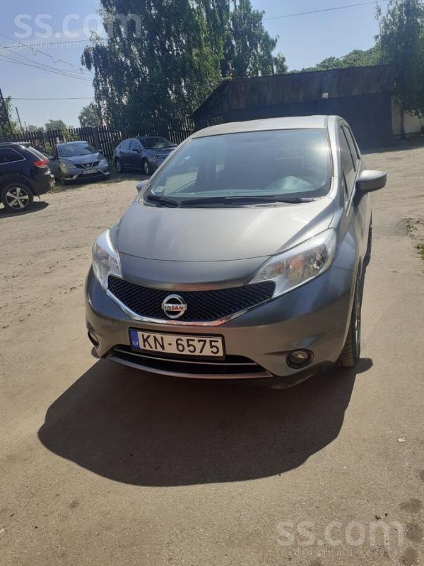 Grey Nissan Note 2016 in Riga, with an engine capacity of 1.50 L and mileage of 142 thousand km for 4600 €, photo 6 on AUTOMOTO.COM.LV