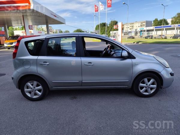 Pelēks Nissan Note 2008 Rīga, ar dzinēja tilpumu 1.50 L un nobraukumu 324 tūkst. km par 590 €, foto 3 vietnē AUTOMOTO.COM.LV