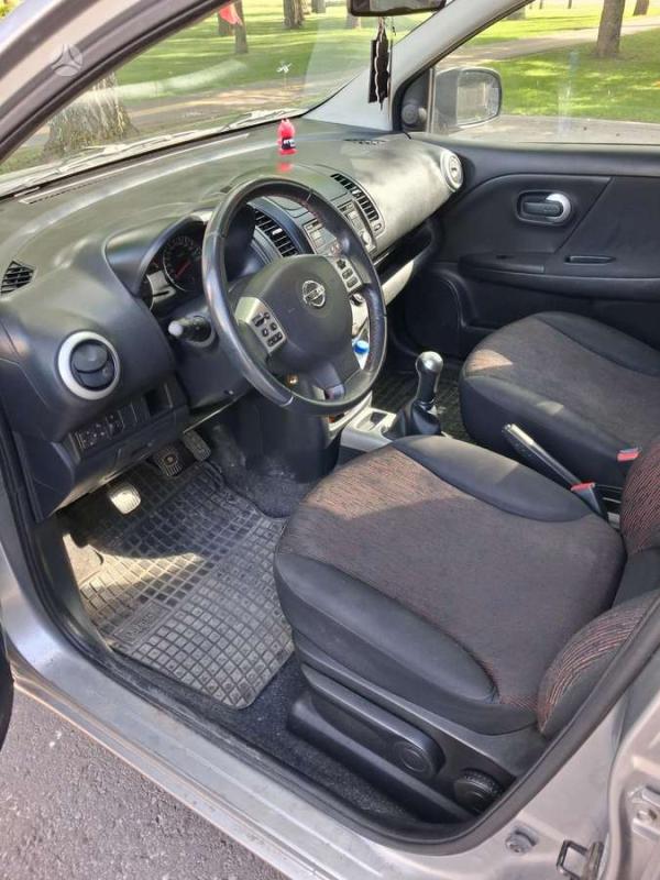 Grey Nissan Note 2012 in Kaunas, with an engine capacity of 1.50 L and mileage of 255 thousand km for 1800 €, photo 4 on AUTOMOTO.COM.LV
