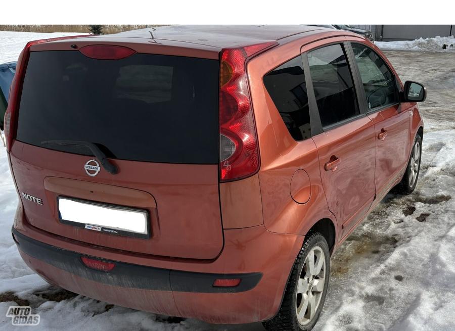 Nissan Note 2006 in Vilnius, with an engine capacity of 1.60 L and mileage of 292 thousand km for 2200 €, photo 3 on AUTOMOTO.COM.LV