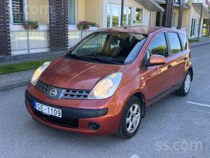 Nissan Note 2006 Rīga, ar dzinēja tilpumu 1.40 L un nobraukumu 250 tūkst. km par 1000 €, foto  vietnē AUTOMOTO.COM.LV