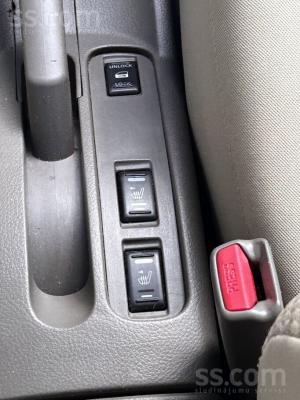 Nissan Note 2006 Rīga, ar dzinēja tilpumu 1.60 L un nobraukumu 261 tūkst. km par 1990 €, foto 15 vietnē AUTOMOTO.COM.LV