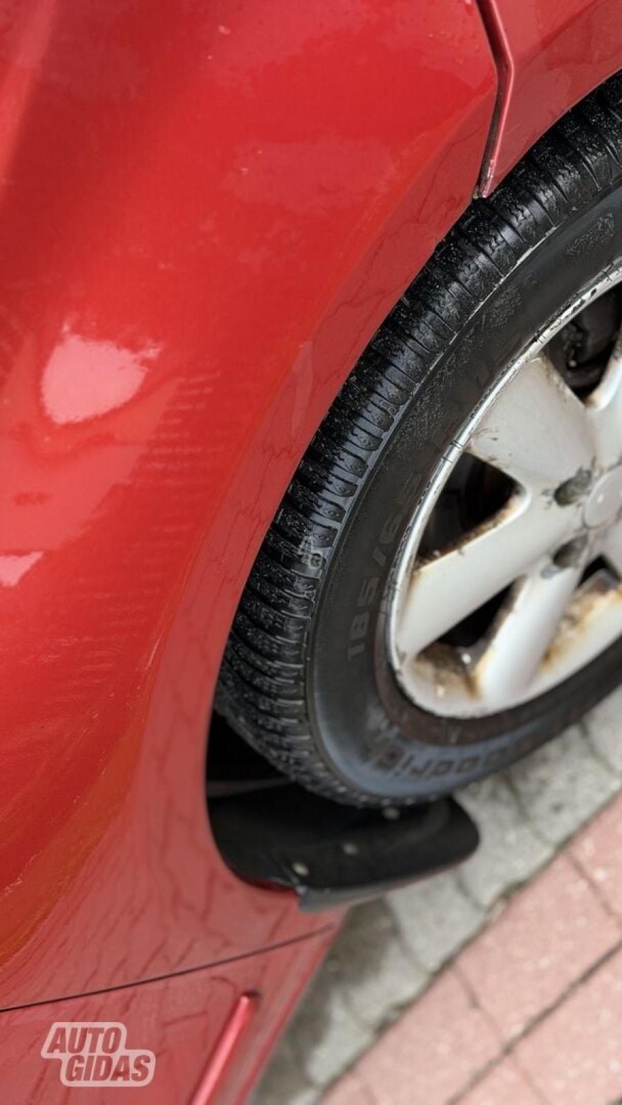 Nissan Note 2007 Viļņa, ar dzinēja tilpumu 1.40 L un nobraukumu 234 tūkst. km par 650 €, foto 10 vietnē AUTOMOTO.COM.LV