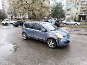 Nissan Note 2008 in Kaunas, with an engine capacity of 1.50 L and mileage of 250 thousand km for 555 €, photo 3 on AUTOMOTO.COM.LV