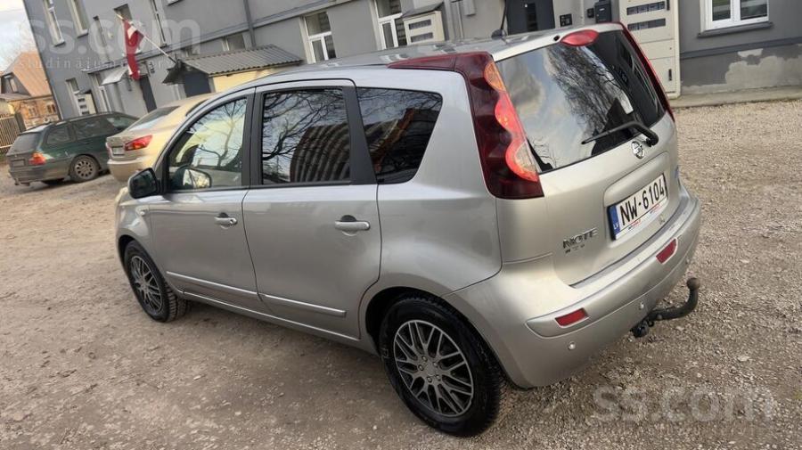 Nissan Note 2010 Rīga, ar dzinēja tilpumu 1.50 L un nobraukumu 290 tūkst. km par 1550 €, foto 4 vietnē AUTOMOTO.COM.LV