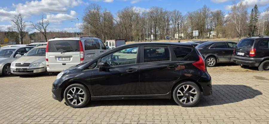 Nissan Note 2015 in Valmiera, with an engine capacity of 1.20 L and mileage of 164 thousand km for 3000 €, photo 6 on AUTOMOTO.COM.LV