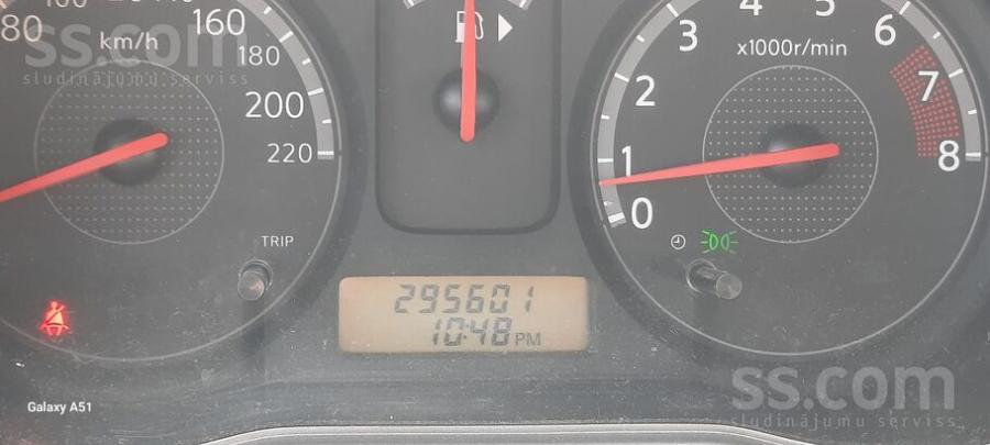 Orange Nissan Note 2006 in Ludza, with an engine capacity of 1.60 L and mileage of 296 thousand km for 600 €, photo 8 on AUTOMOTO.COM.LV