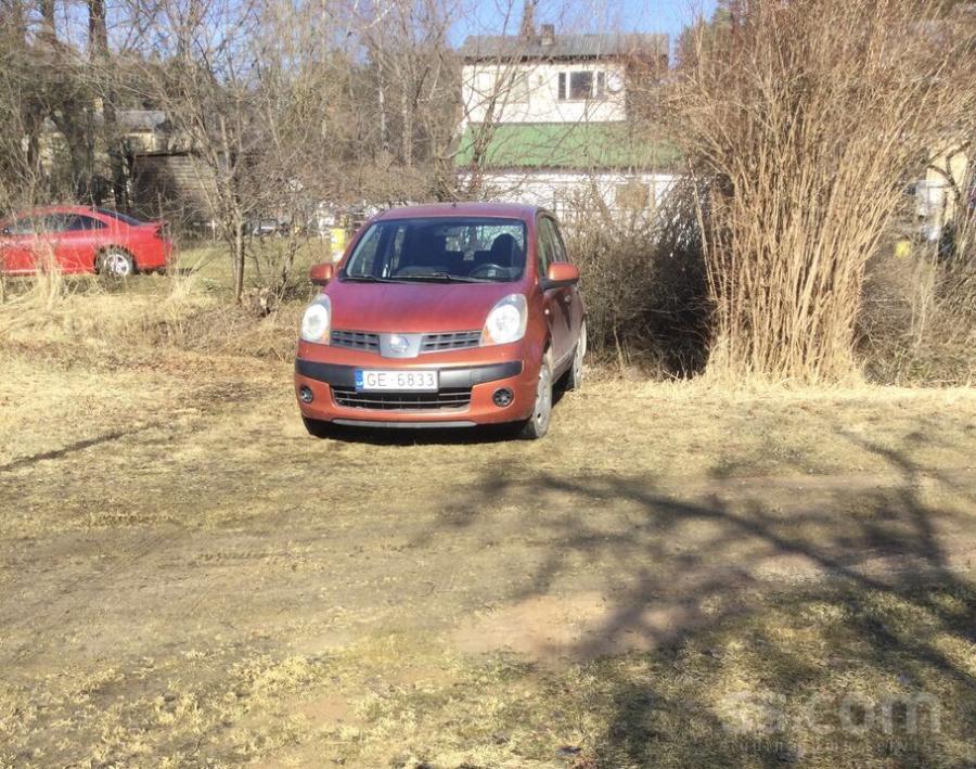 Oranžs Nissan Note 2006 Ogre, ar dzinēja tilpumu 1.40 L un nobraukumu 213 tūkst. km par 1200 €, foto 1 vietnē AUTOMOTO.COM.LV