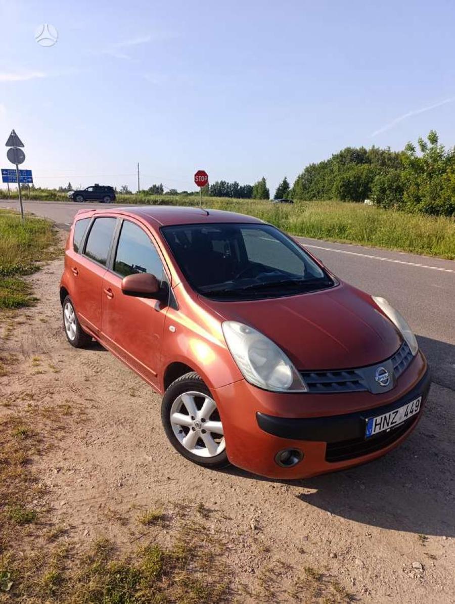 Orange Nissan Note 2006 in Ukmerge, with an engine capacity of 1.60 L and mileage of 251 thousand km for 1450 €, photo 12 on AUTOMOTO.COM.LV