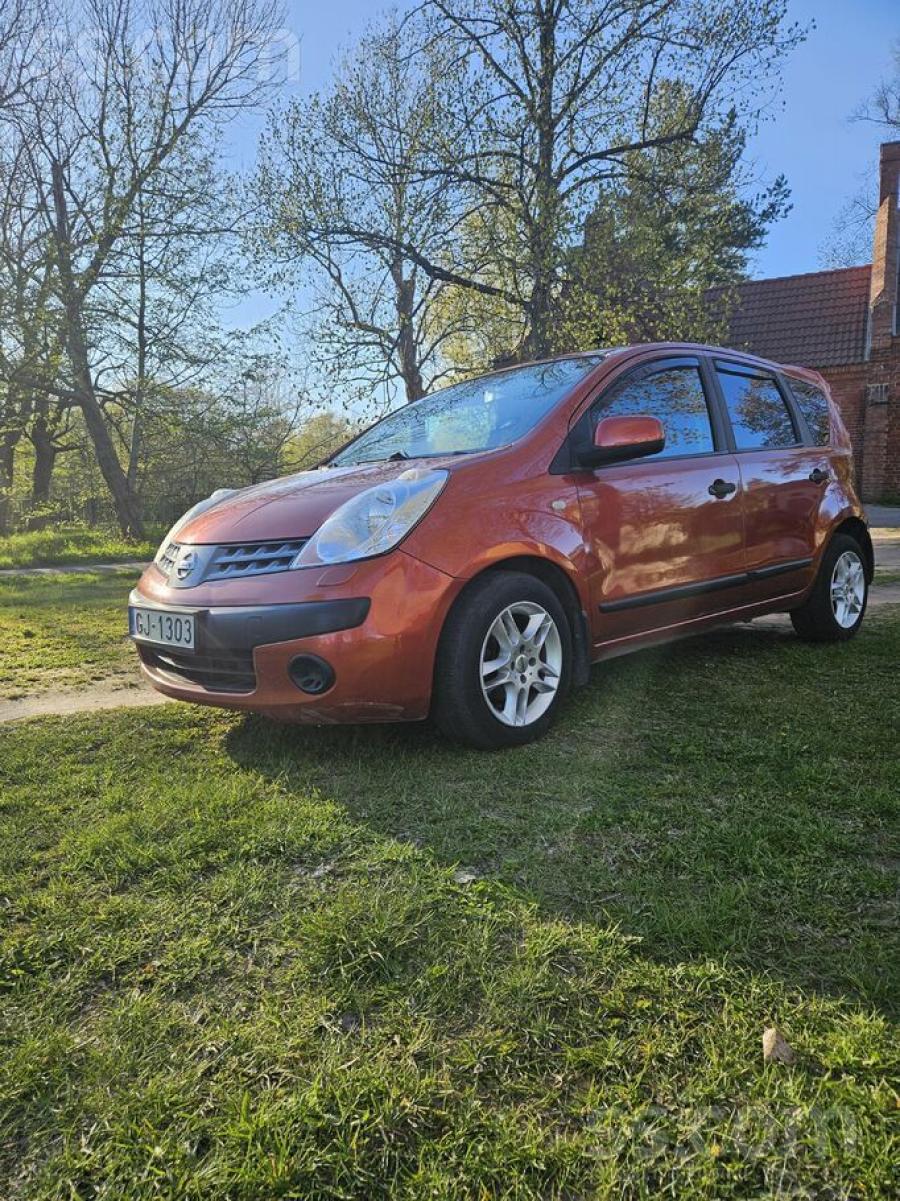 Orange Nissan Note 2007 in Liepaja, with an engine capacity of 1.50 L and mileage of 188 thousand km for 2000 €, photo 1 on AUTOMOTO.COM.LV