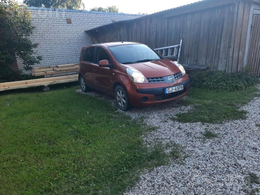 Oranžs Nissan Note 2007 Valmiera, ar dzinēja tilpumu 1.50 L un nobraukumu 308 tūkst. km par 1300 €, foto 4 vietnē AUTOMOTO.COM.LV