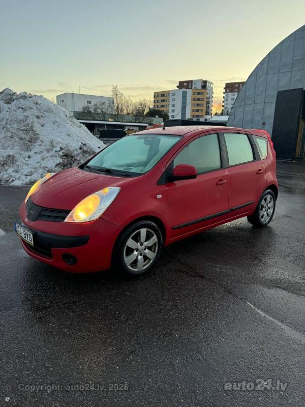 Red Nissan Note 2006 in Tallinn, with an engine capacity of 1.60 L and mileage of 210 thousand km for 1500 €, photo 3 on AUTOMOTO.COM.LV