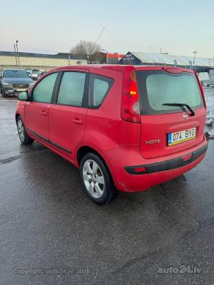 Sarkans Nissan Note 2006 Tallina, ar dzinēja tilpumu 1.60 L un nobraukumu 210 tūkst. km par 1500 €, foto 4 vietnē AUTOMOTO.COM.LV
