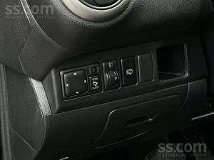 Sarkans Nissan Note 2006 Jelgava, ar dzinēja tilpumu 1.60 L un nobraukumu 257 tūkst. km par 1950 €, foto 18 vietnē AUTOMOTO.COM.LV