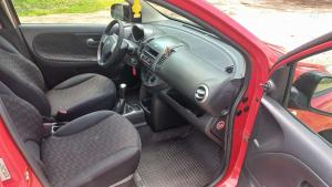 Red Nissan Note 2006 in Vilnius, with an engine capacity of 1.39 L and mileage of 181 thousand km for 1350 €, photo 16 on AUTOMOTO.COM.LV