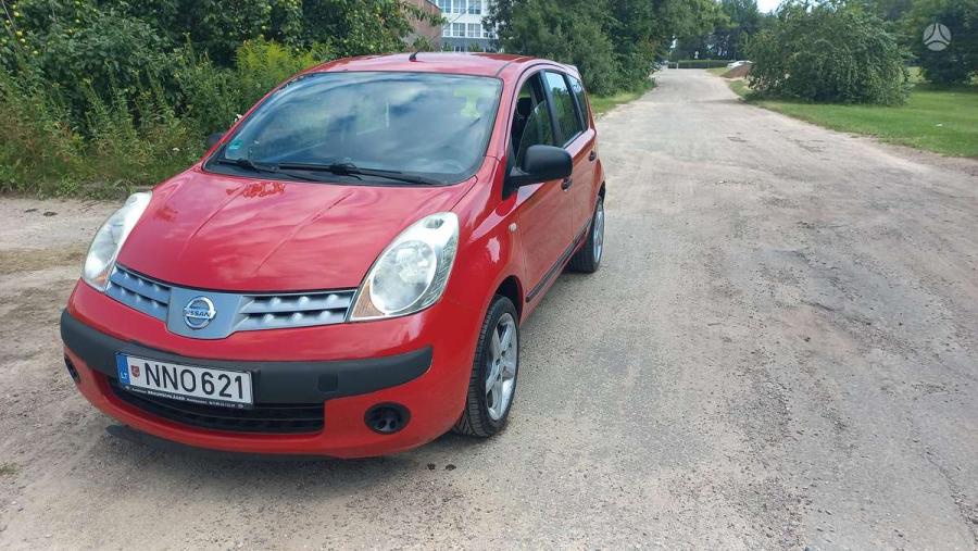 Red Nissan Note 2006 in Vilnius, with an engine capacity of 1.39 L and mileage of 181 thousand km for 1350 €, photo 22 on AUTOMOTO.COM.LV