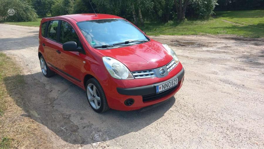 Sarkans Nissan Note 2006 Viļņa, ar dzinēja tilpumu 1.39 L un nobraukumu 181 tūkst. km par 1350 €, foto 3 vietnē AUTOMOTO.COM.LV